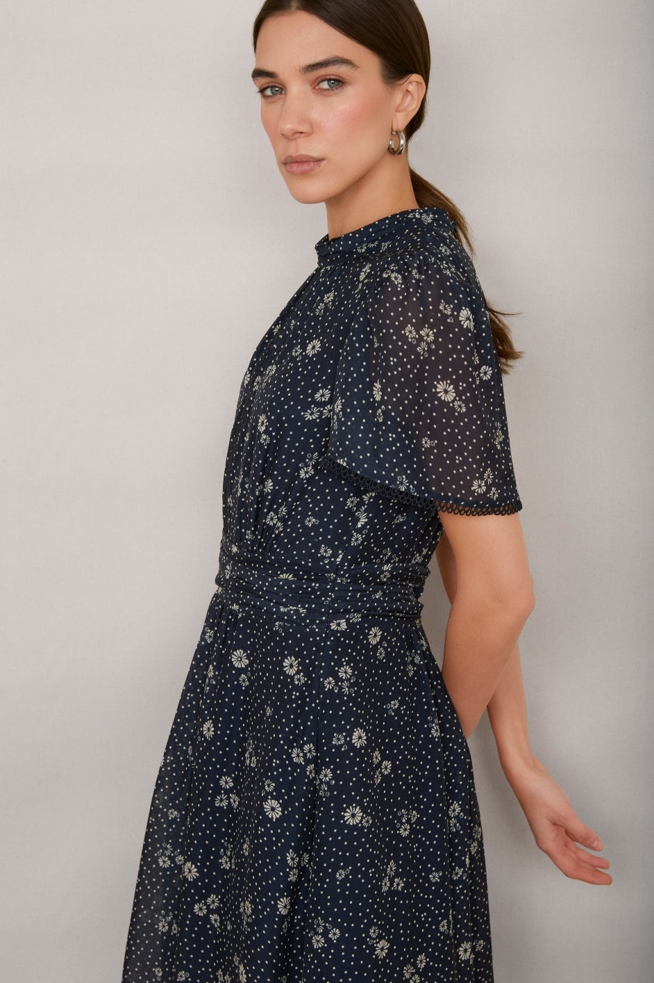 Arabella Silk Dress - Navy Ditsy Floral – WYSE London
