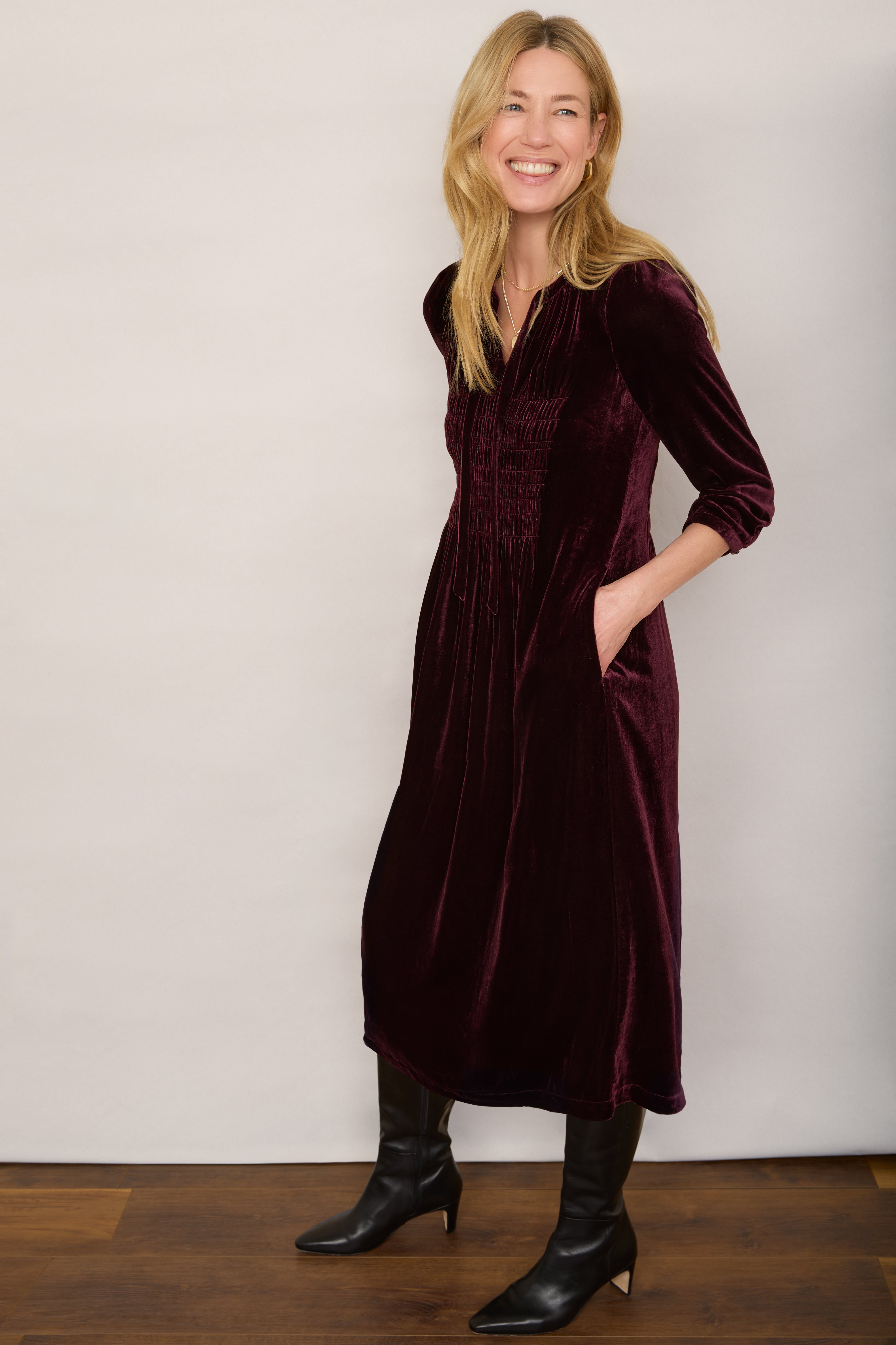 Bree Silk Blend Velvet Dress - Plum – WYSE London