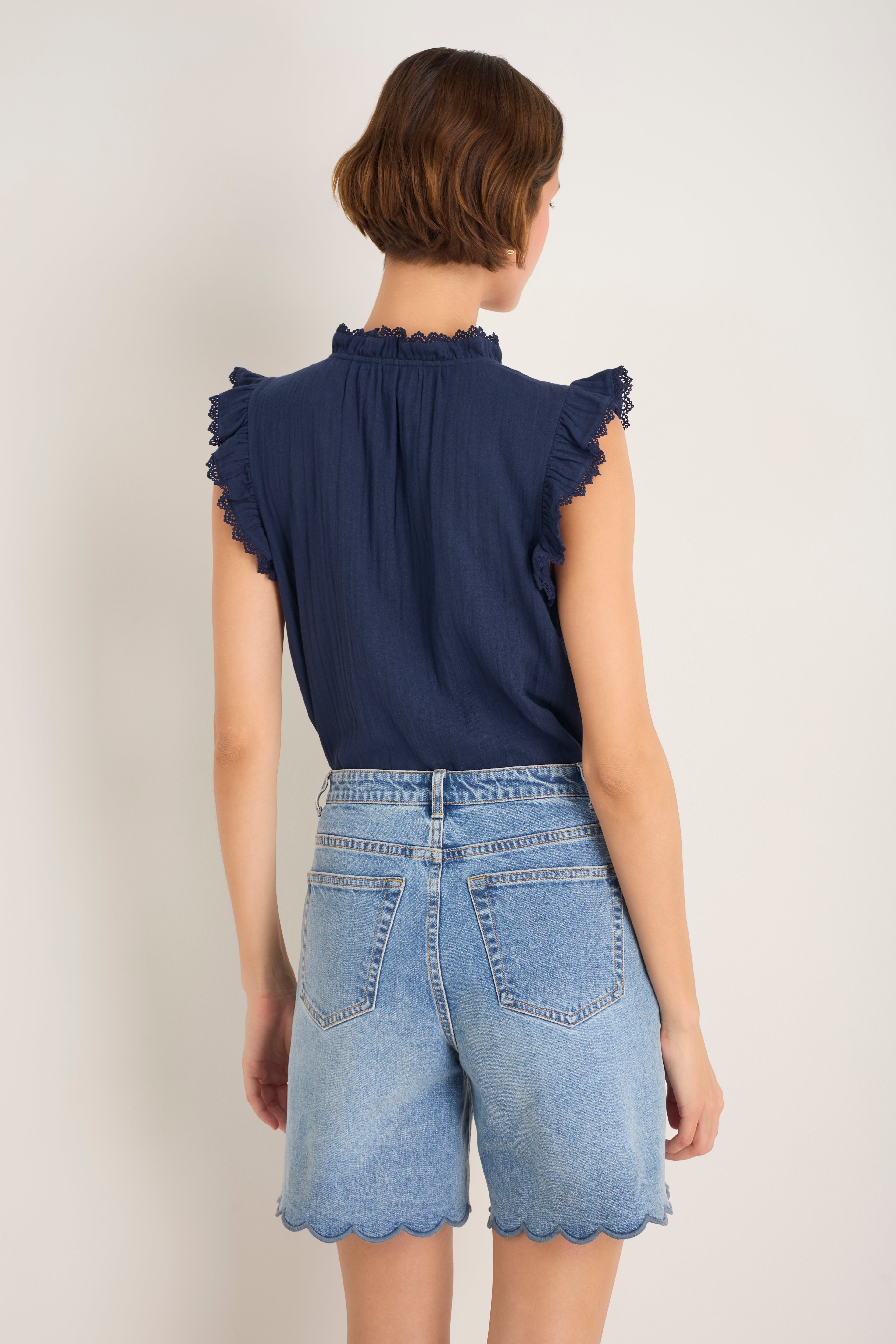Brielle Long Scallop Short - Mid Wash – WYSE London