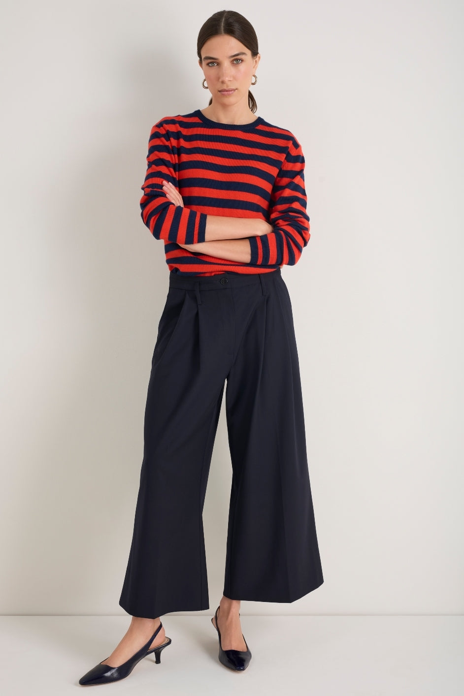 Cath x WYSE Audrey Crop Pleat Trouser - Midnight – WYSE London