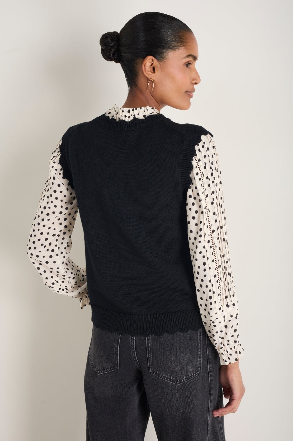 Fleurine Scallop Tank - Black – WYSE London