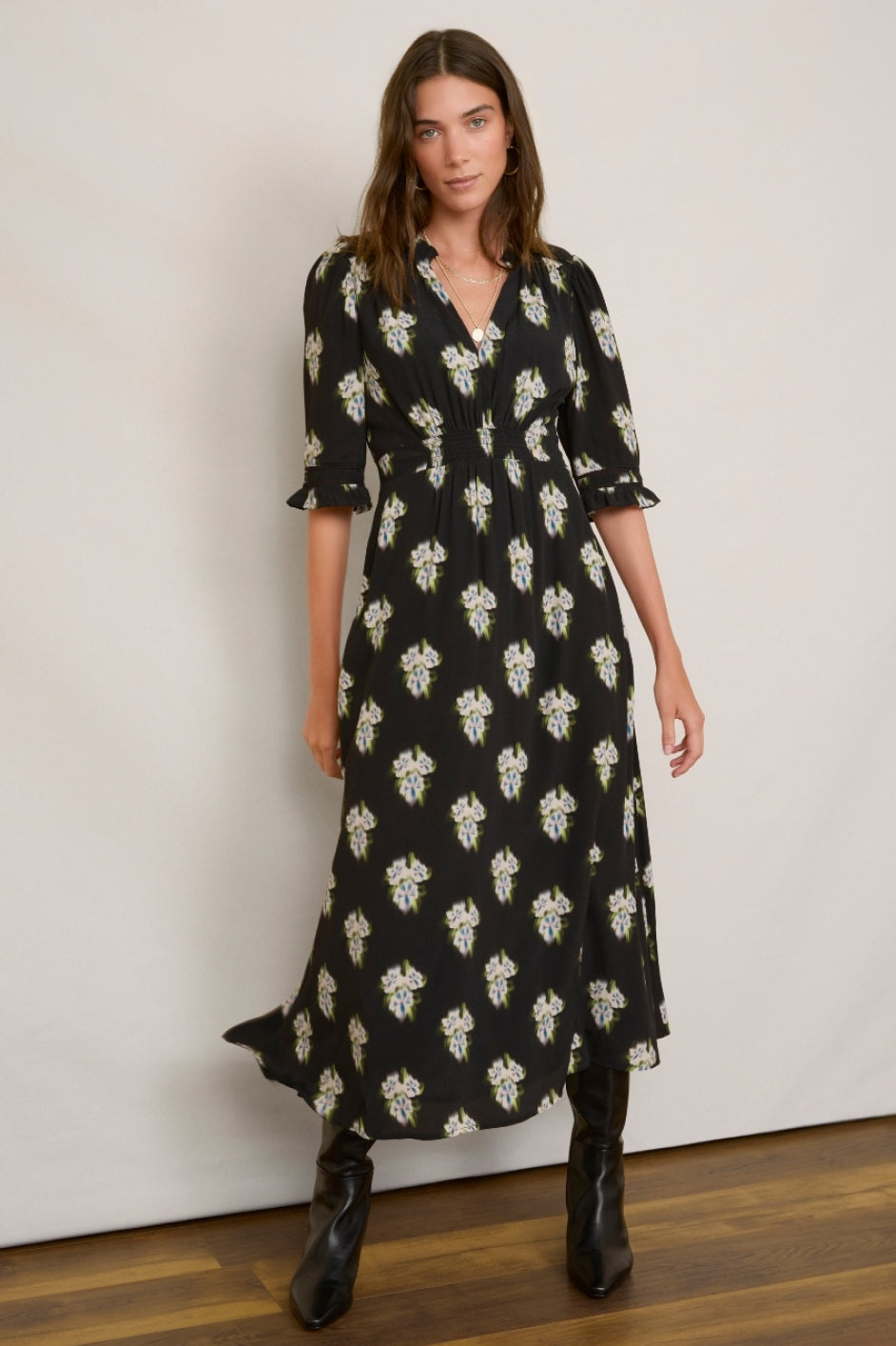 Vivien Dress - Black Floral – WYSE London